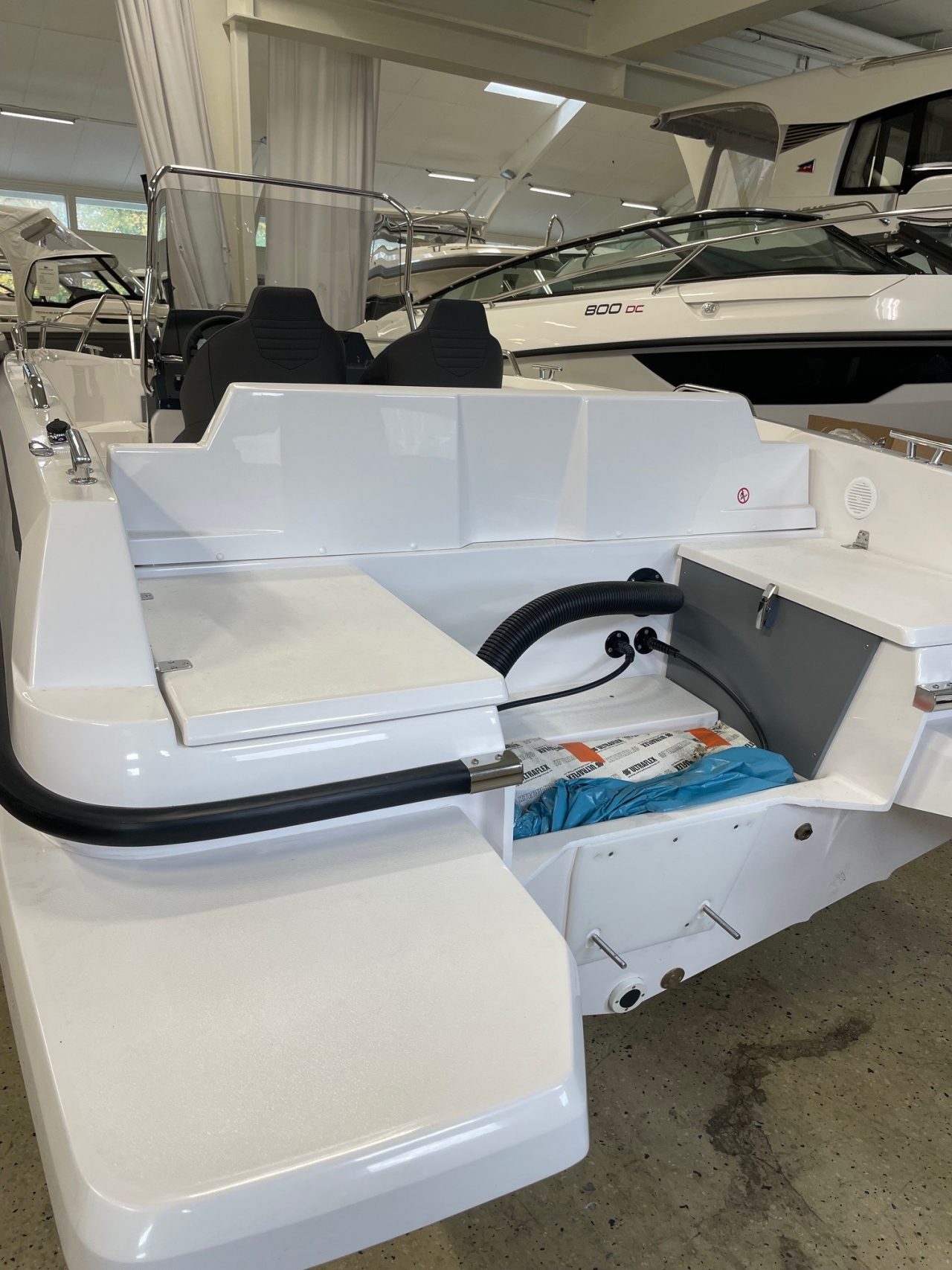 Bella 550R | Nimbus Göteborg